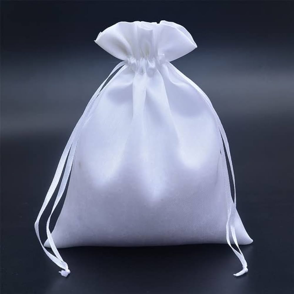Sac en satin blanc - A vos packs